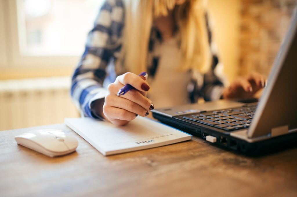 Work-from-home job tips - homeworking.com